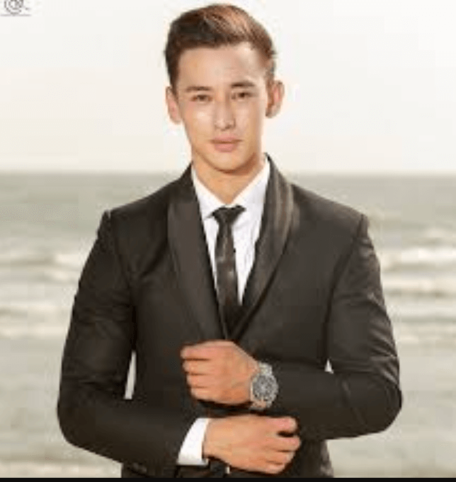 Songashim Rungsung Net Worth: The Model's Financial Success ...
